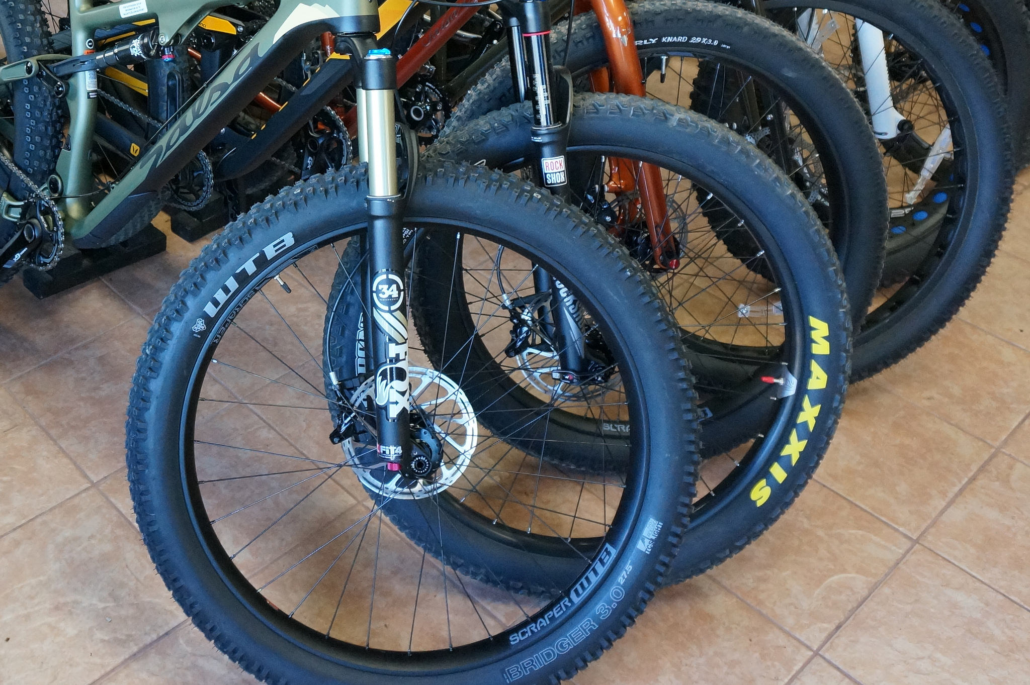 Plus Bikes 27 5 Vs 29 Bikepacker